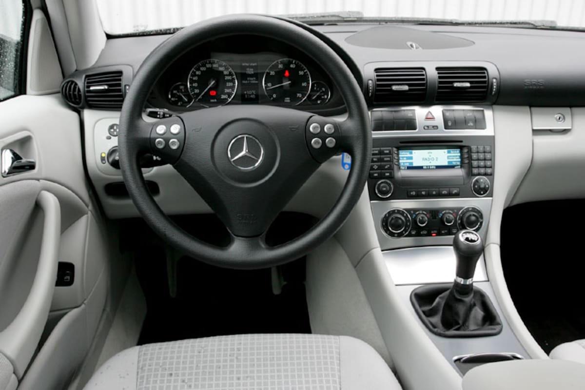 Mercedes-Benz C 160 Sportcoupé (2006) Autotest - AutoWeek