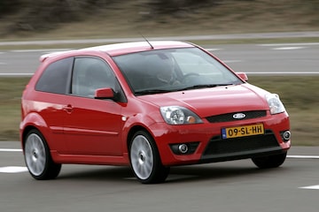 Ford Fiesta 2.0 16V ST (2006) #2 review - AutoWeek