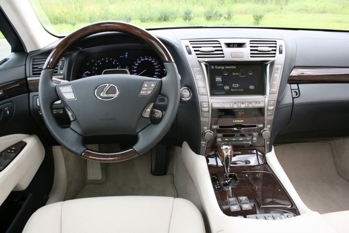 Test: Lexus LS 600h (2007) - AutoWeek