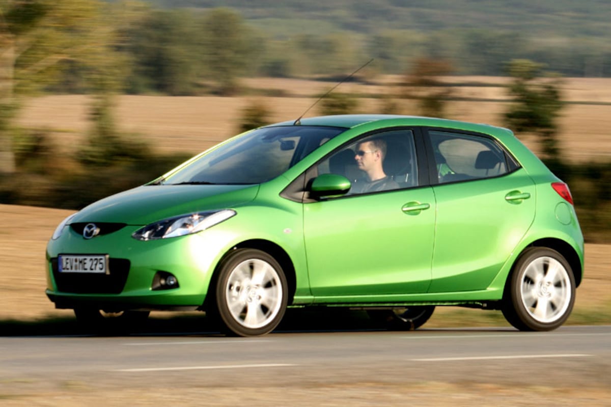 Test: Mazda 2 (2007) - AutoWeek