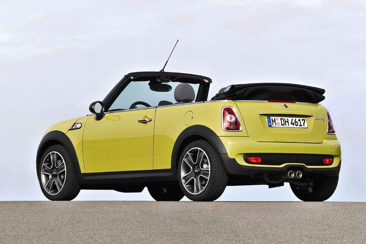 Mini Cooper S Cabrio - AutoWeek