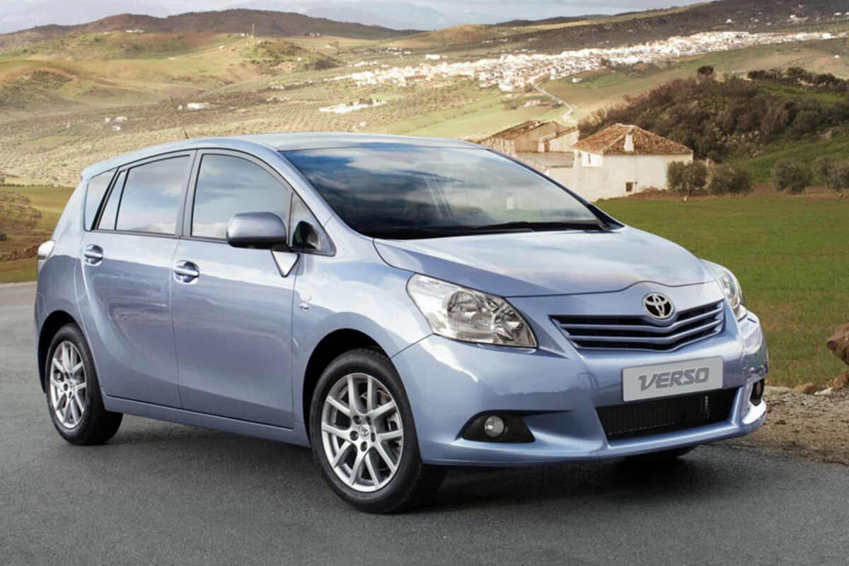 Toyota Verso 1.8 16v VVT-i Dynamic (2009) #2 review