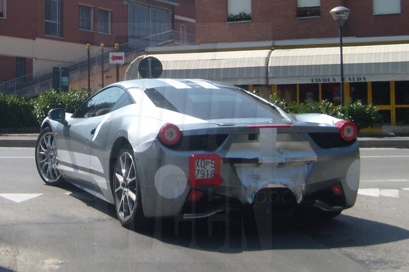 Ferrari 458 Italia in 't wild! - AutoWeek