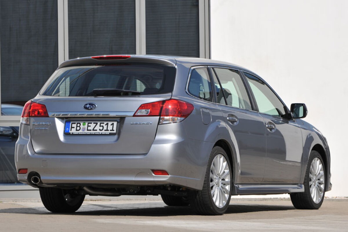 Subaru Legacy '40 Years Edition' - AutoWeek