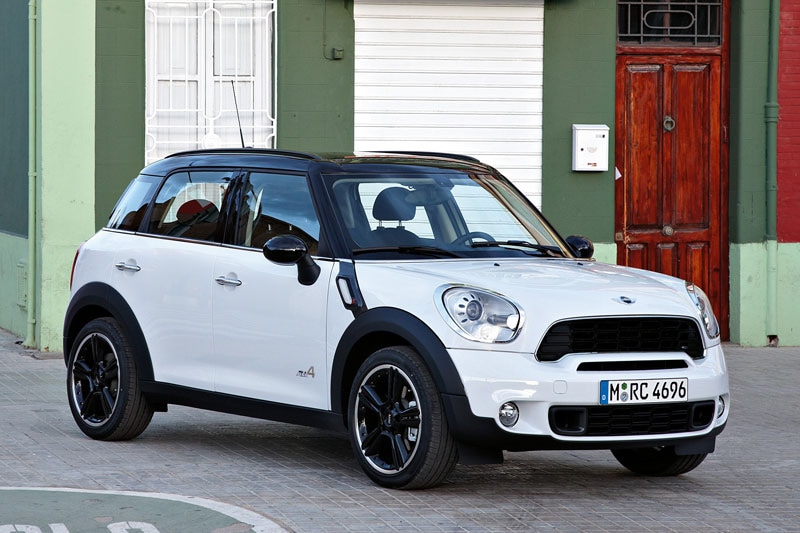 Mini Countryman One (2012) review - AutoWeek