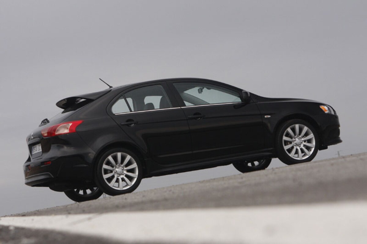 Mitsubishi Lancer Sportback 1.8 Intense (2008) review
