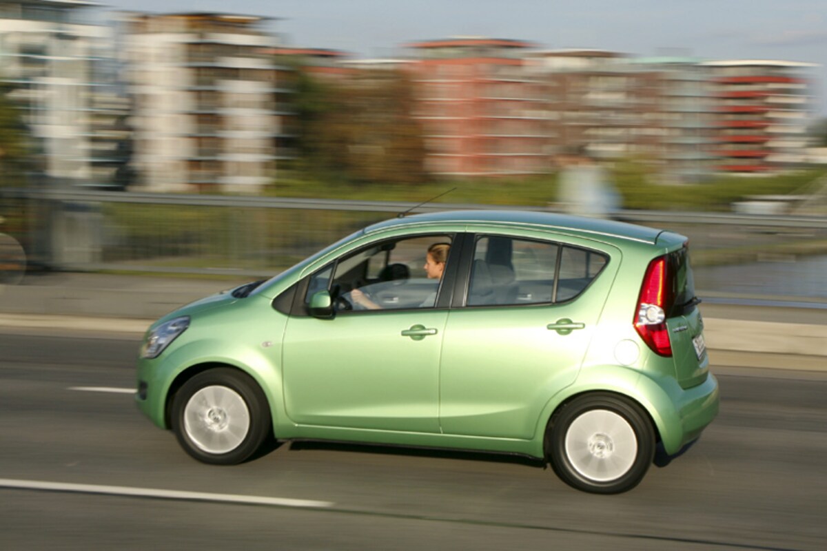 Suzuki Splash 1.0 Comfort prijs en specificaties - AutoWeek