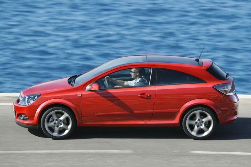 Opel Astra GTC 1.6 Edition prijs en specificaties - AutoWeek