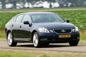 Lexus GS 450h Executive (2011) review - AutoWeek