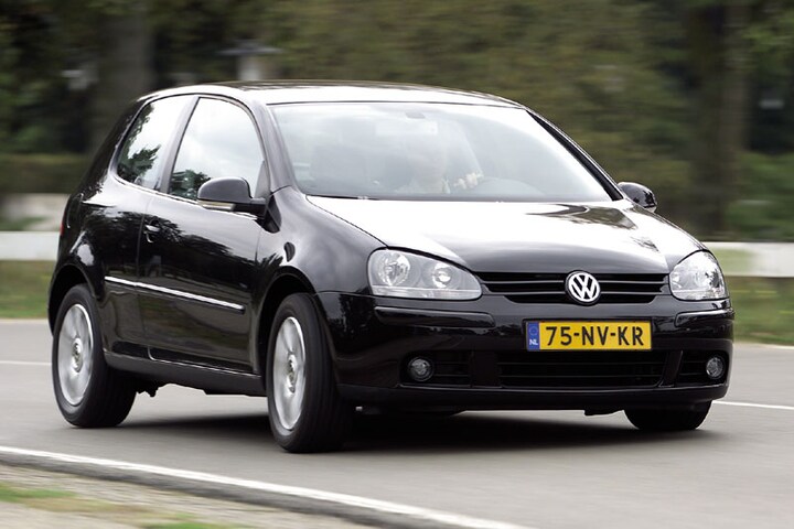 Volkswagen Golf 2.0 16V FSI Sportline (2005) Autotest