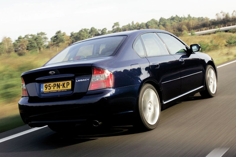 Subaru Legacy 3.0R spec.B (2005) Autotest - AutoWeek