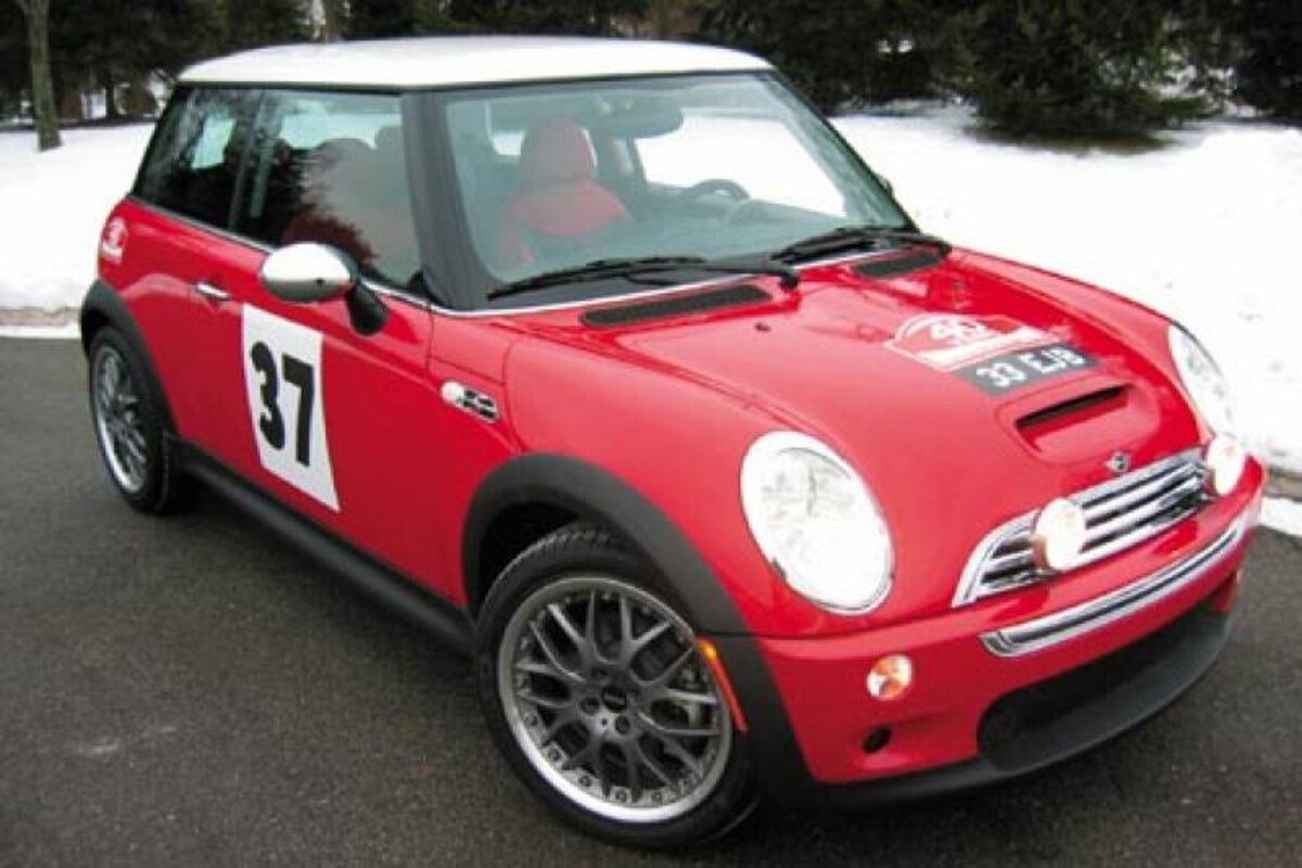 Mini Cooper S RC40 voor Amerika - AutoWeek