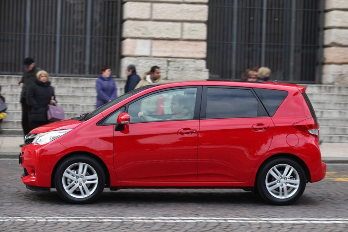 Subaru Trezia Eerste rijtest - AutoWeek