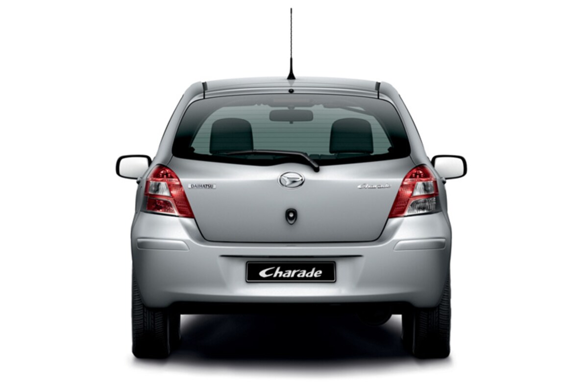 De Tweeling: Toyota Yaris - Daihatsu Charade - AutoWeek