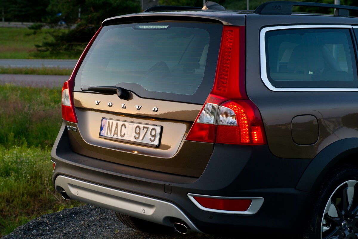 Volvo XC70 T6 AWD Summum prijs en specificaties - AutoWeek