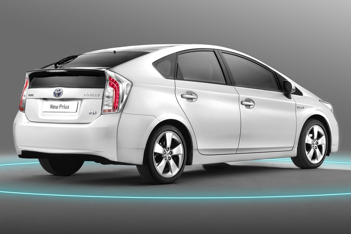 Toyota Prius 1.8 HSD Comfort (2013) #2 review - AutoWeek