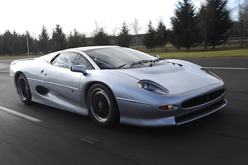 De bouw van de Jaguar XJ220 - Uit de Oude Doos - AutoWeek