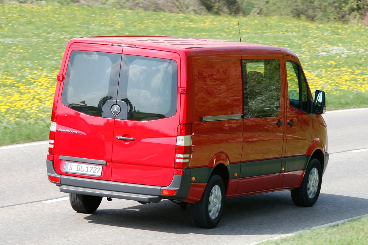 Mercedes-Benz Sprinter WB3L 319 CDI 4x4 prijs en specificaties