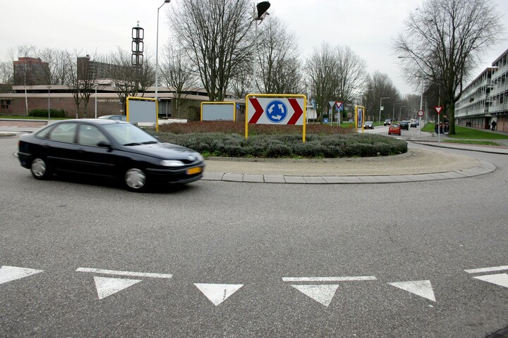 Drukke rotondes worden weer normale kruisingen: 'Dat is veiliger'