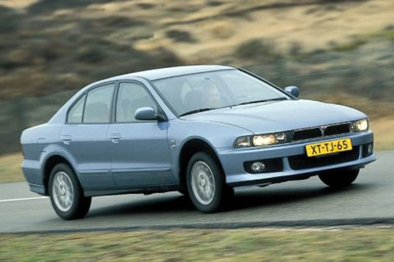 Mitsubishi Galant 2.4 GDI GLS (1999) Autotest - AutoWeek