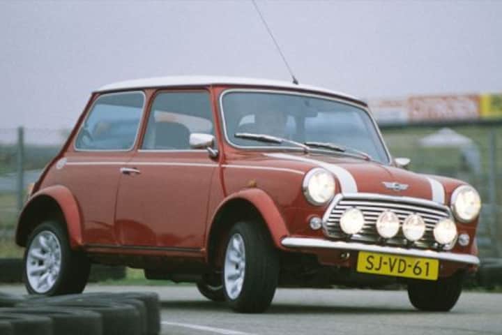Test: Mini Cooper S (1999) - AutoWeek