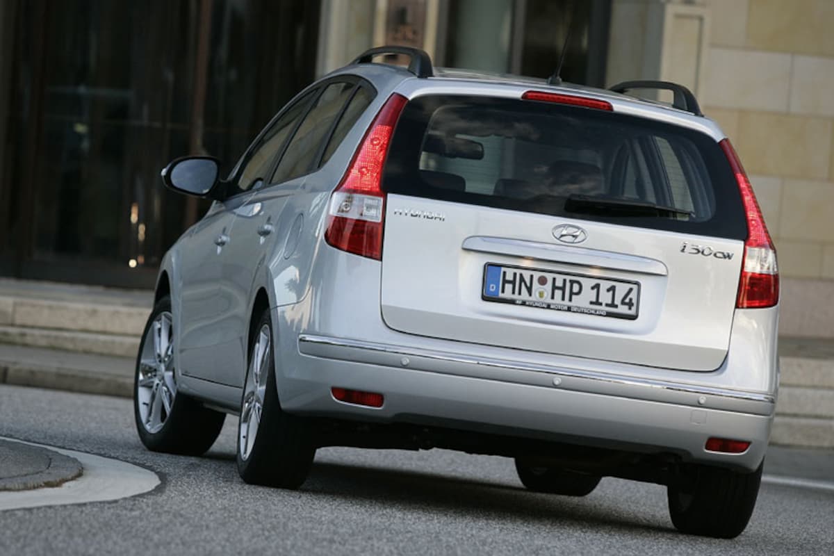 Hyundai i30 CW 1.6i CVVT DynamicVersion prijs en specificaties