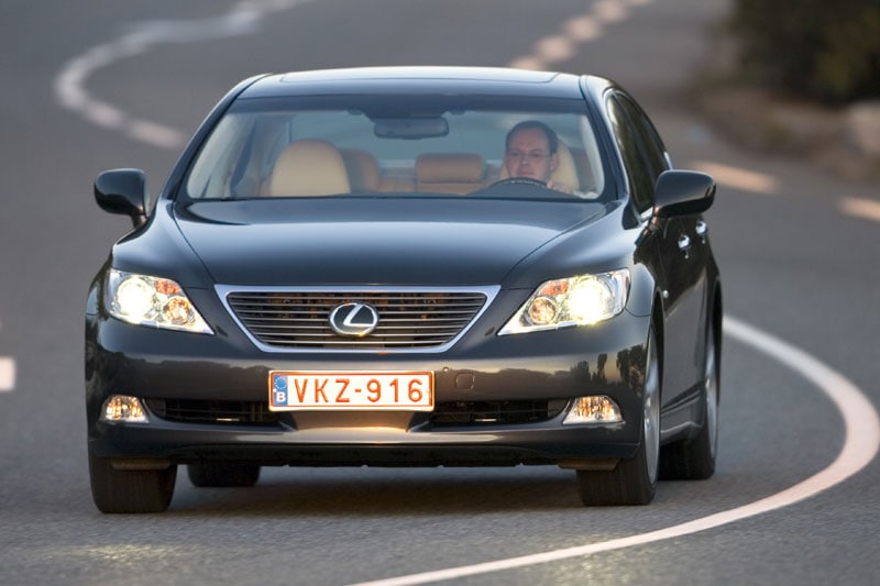 Lexus LS 460 Executive prijs en specificaties - AutoWeek