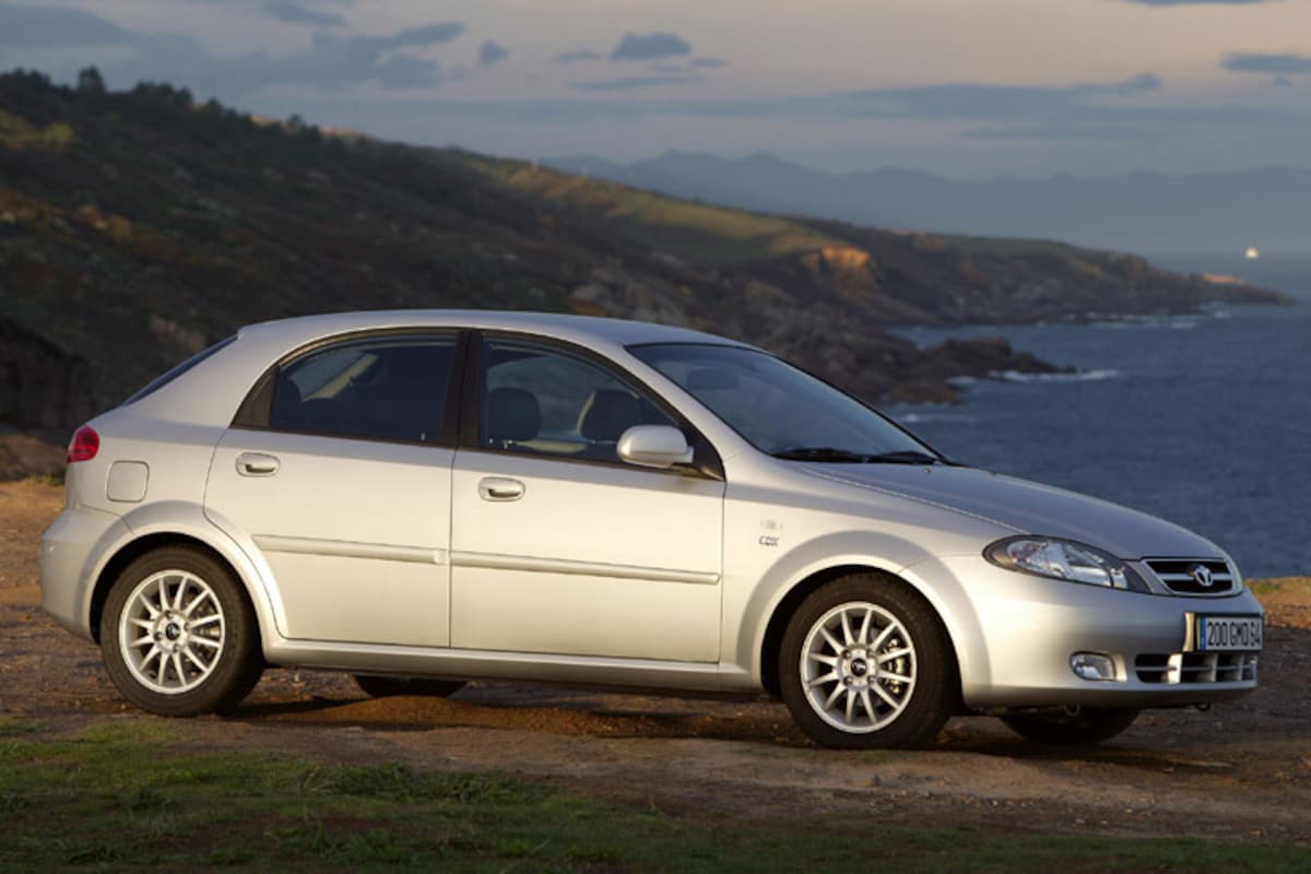 Daewoo Lacetti 1.8 Class prijs en specificaties - AutoWeek