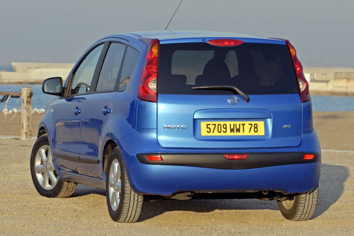 Nissan Note 1.6 first NOTE (2006) review - AutoWeek