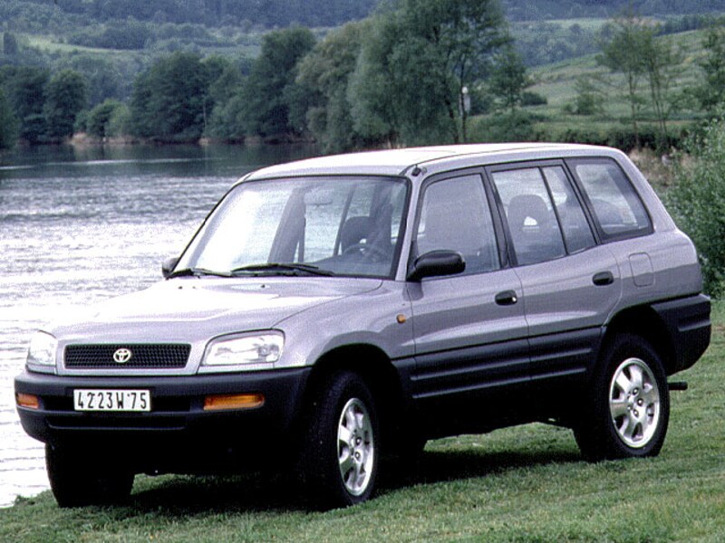 Toyota Funcruiser Wagon 2.0i SR prijs en specificaties