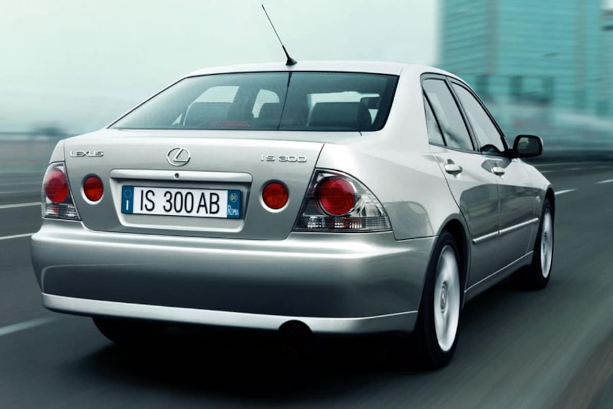 Lexus IS 200 Executive (2000) #2 review - AutoWeek