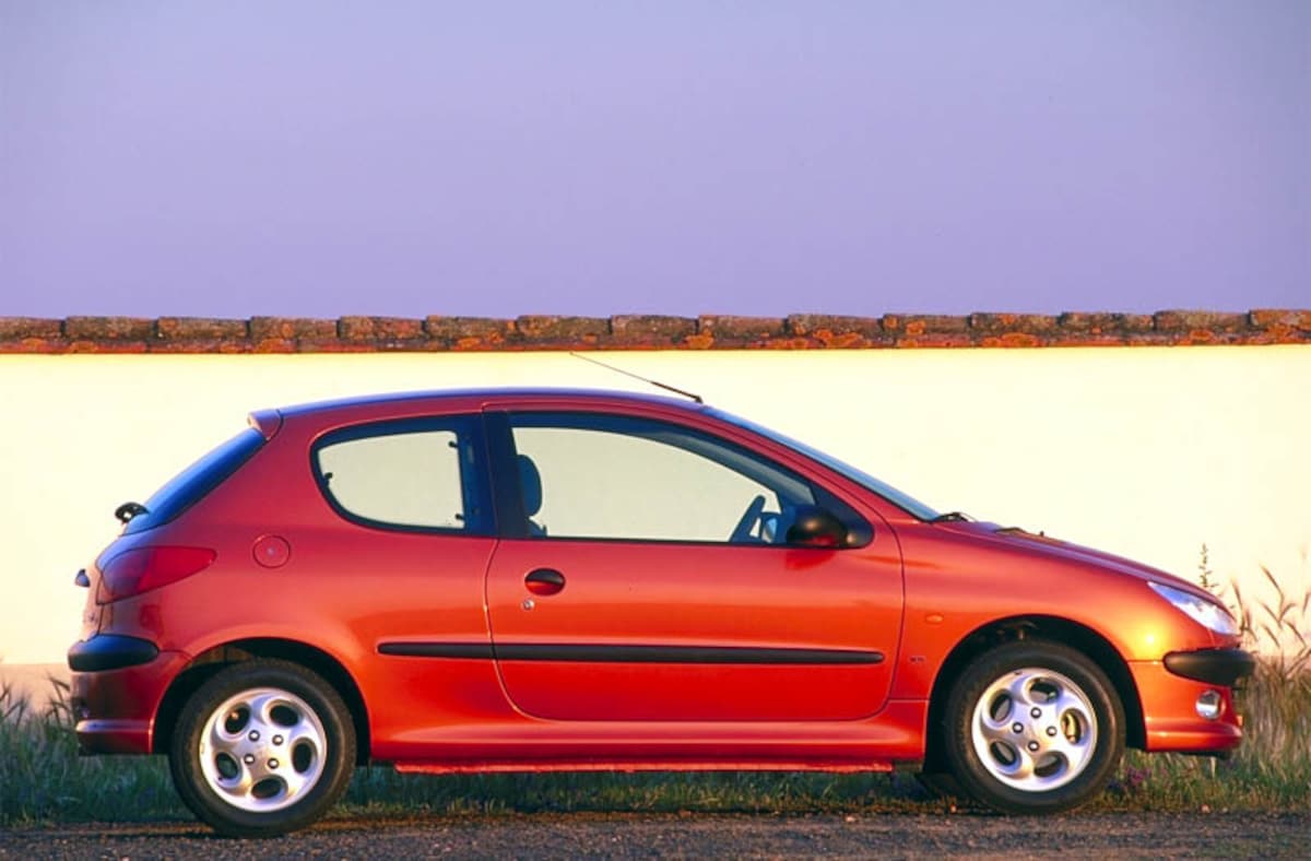 Peugeot 206 XS 1.6-16V prijs en specificaties - AutoWeek