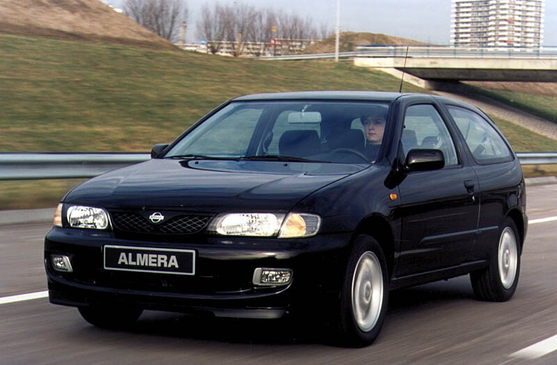 Nissan Almera 2.0 GTi prijs en specificaties - AutoWeek