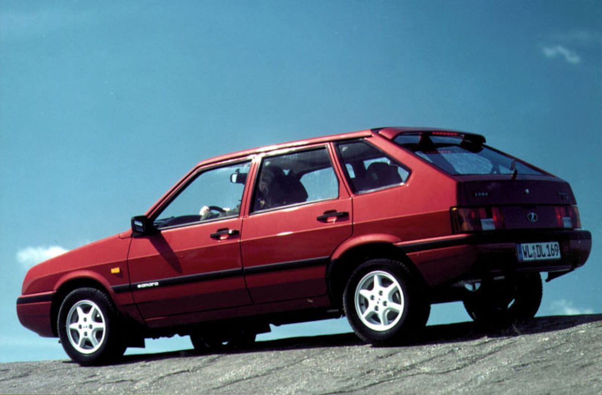 Eind van een tijdperk: Lada Samara met pensioen - AutoWeek