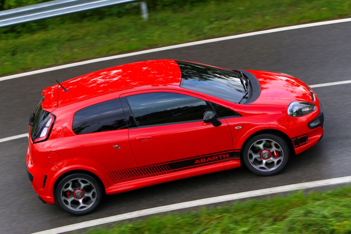 Abarth Punto Evo Eerste rijtest - AutoWeek