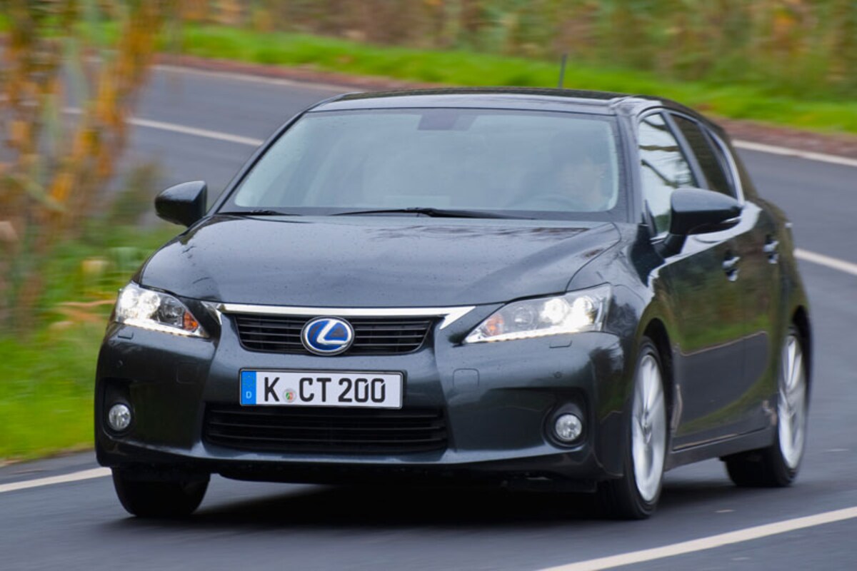 Lexus CT 200h Hybrid Business Style (2013) #2 review