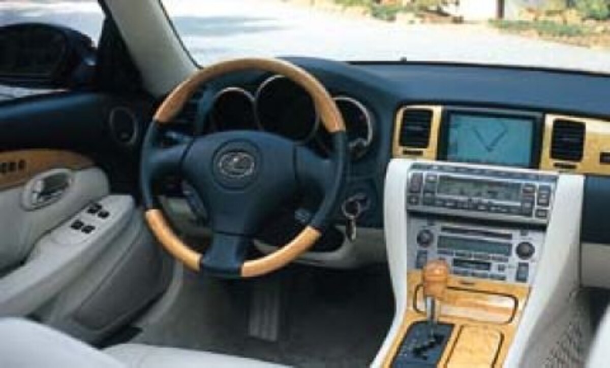 Test: Lexus SC 430 (2001) - AutoWeek