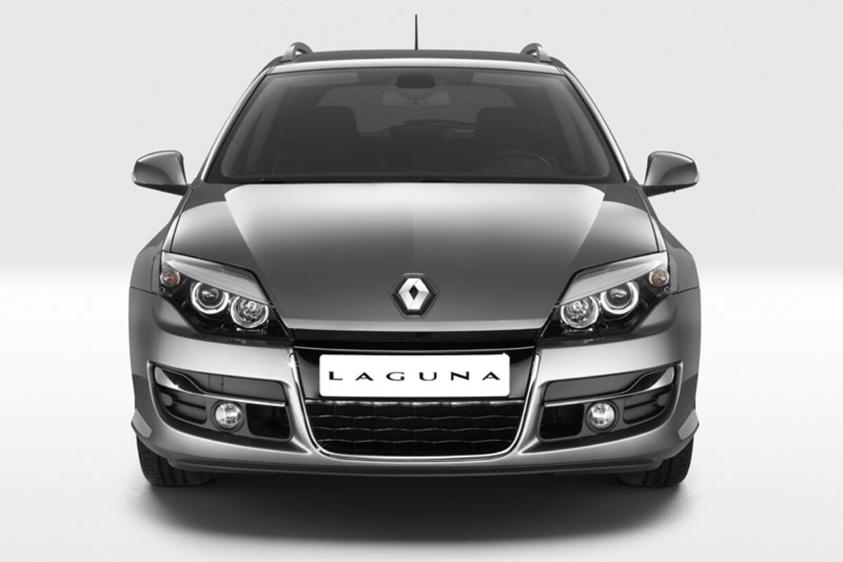 Renault Laguna Estate 2.0 16V 140 Dynamique (2011) review