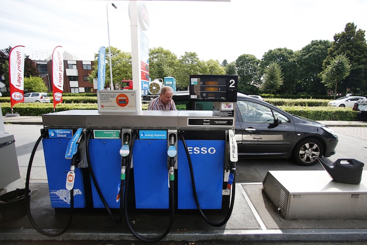Dit zijn de goedkoopste tankstations van Nederland - AutoWeek