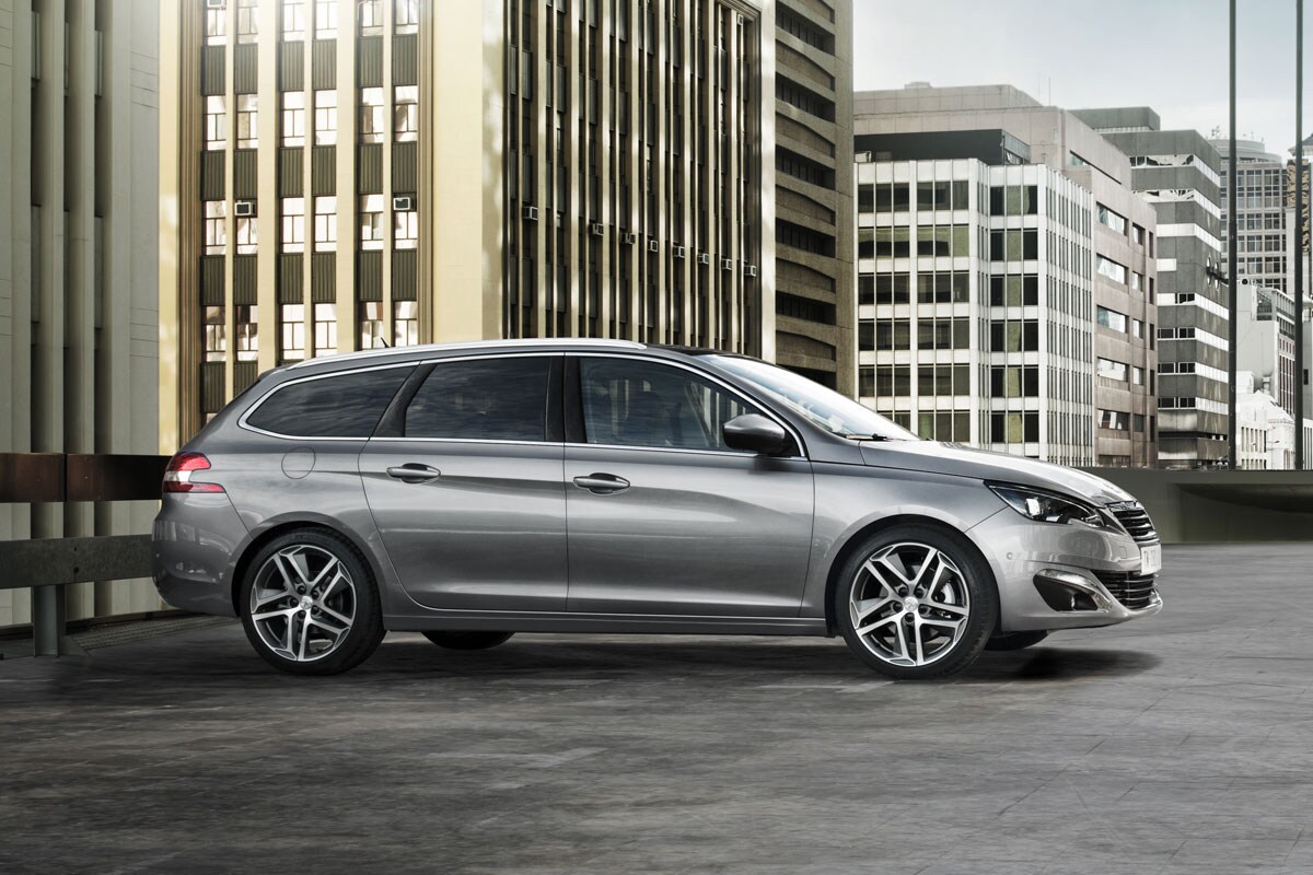 Peugeot 308 SW Active 1.2 PureTech 110 (2016) review