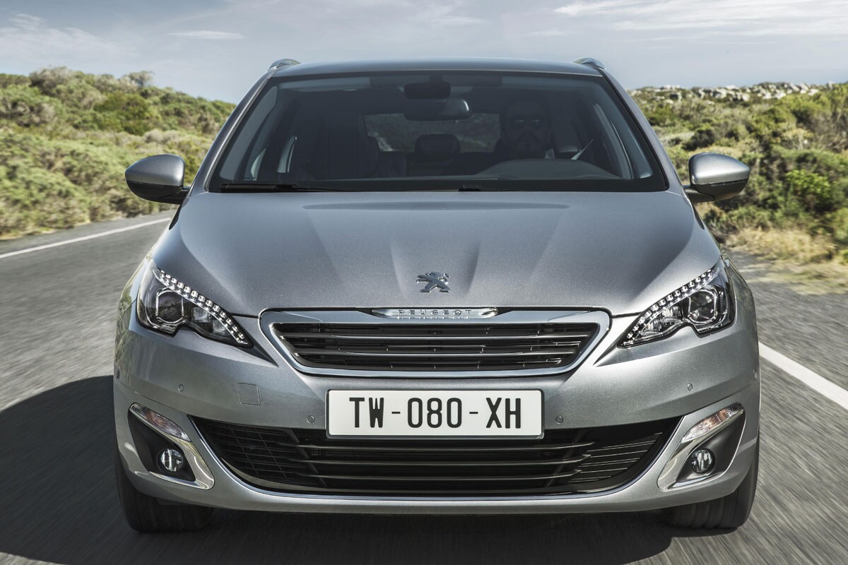 Peugeot 308 SW Active 1.2 PureTech 110 (2016) review