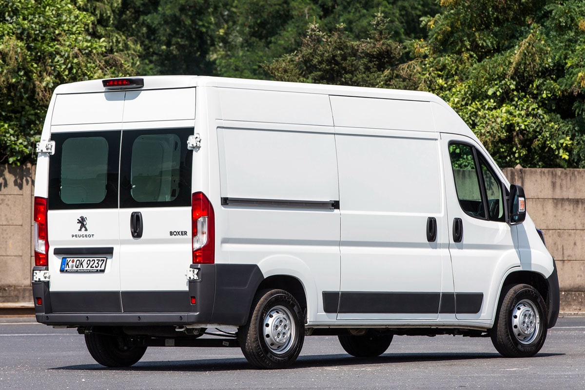 Peugeot Boxer L2H2 435 HDi 150 XR prijs en specificaties