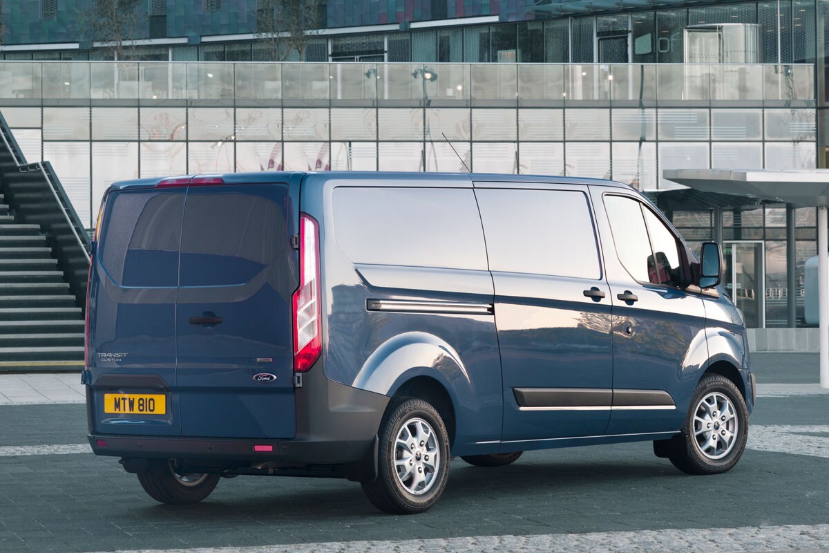 Ford Transit Custom L2H1 310 125pk Trend prijs en specificaties