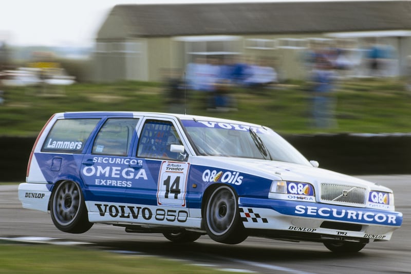 Back to the nineties: Volvo V60 Racing - AutoWeek