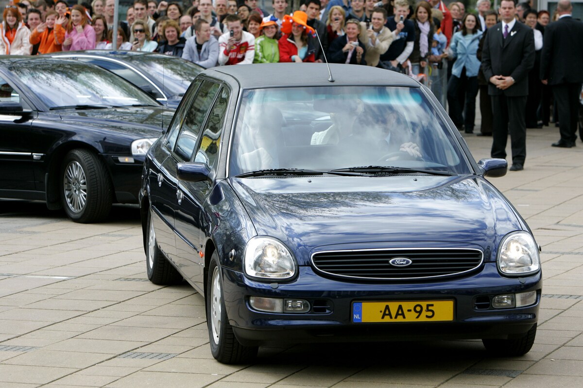 De auto's van Beatrix en Willem-Alexander - AutoWeek