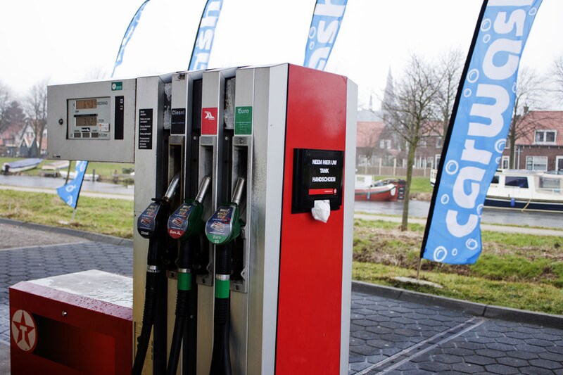 Hoogste prijs accijns op benzine in Nederland - AutoWeek