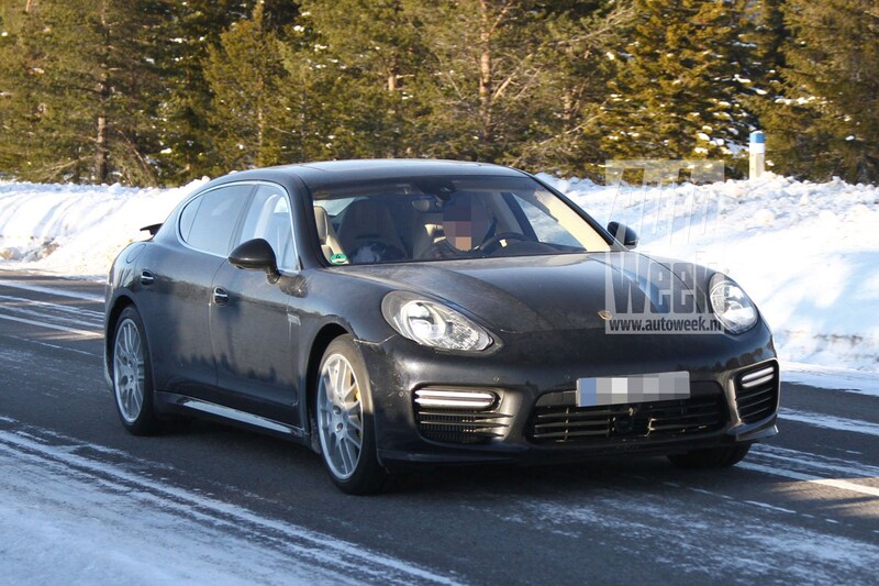 Bijna naakt: Porsche Panamera facelift - AutoWeek