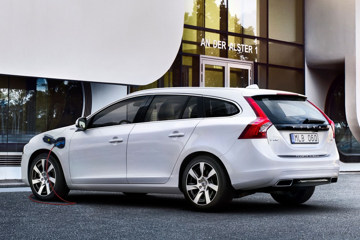 Volvo V60 D6 AWD Plugin-Hybrid Summum prijs en specificaties