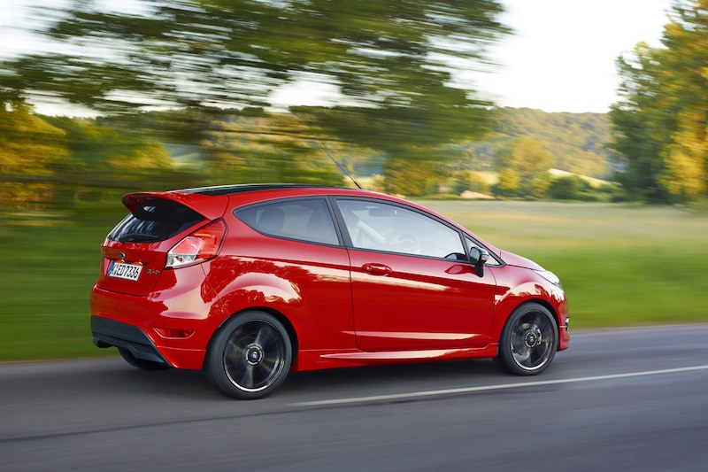 Ford Fiesta Black/Red Edition (2014) - Test - AutoWeek