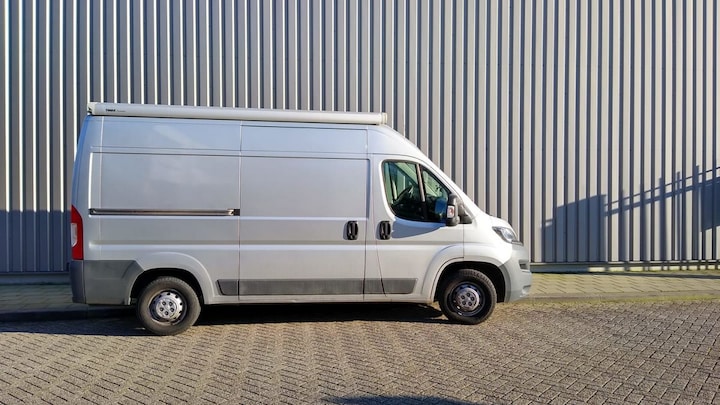 Peugeot Boxer L2H2 333 HDi 130 XR (2016) review - AutoWeek